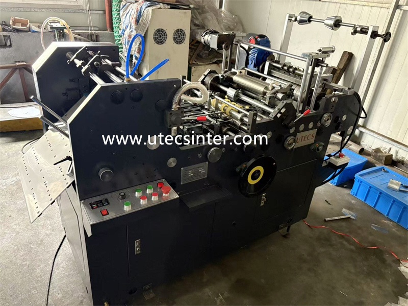 UTM382 Automatic Envelope Window Pasting Machine