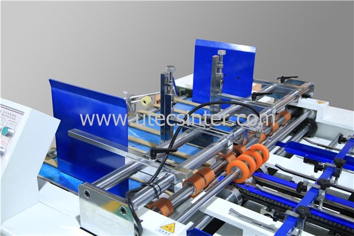 Automatic Tissue Paper Box Window Patching Machine