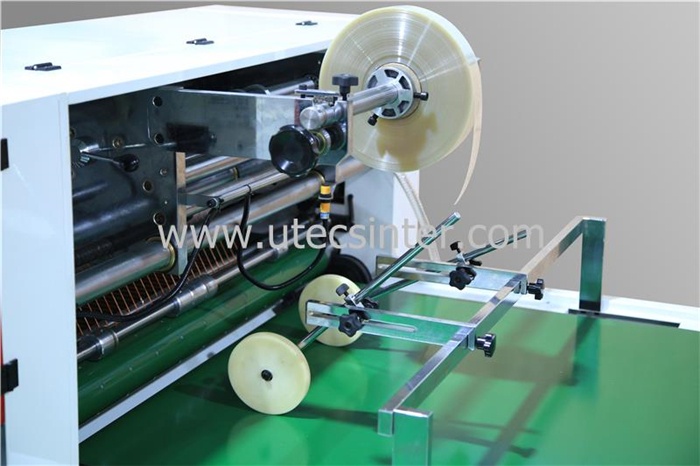 Automatic Tissue Paper Box Window Patching Machine