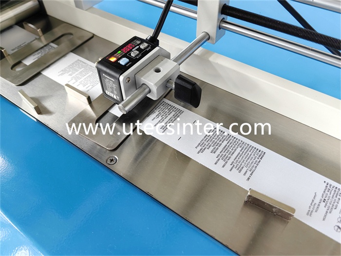 Ultrasonic Label Cutting Machine with Belt Stacker