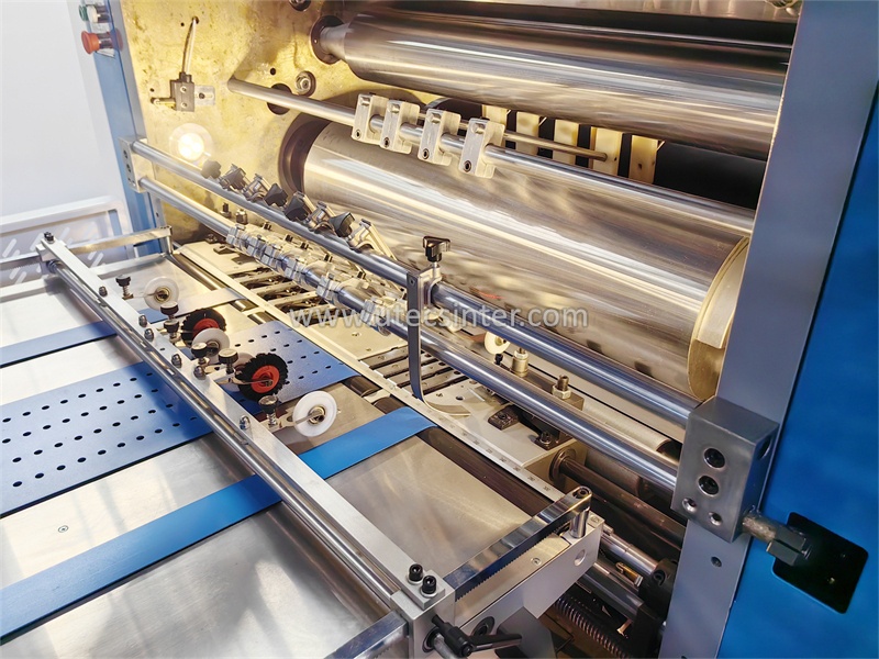 FBK800 Automatic RFID Cardboard Laminating Machine