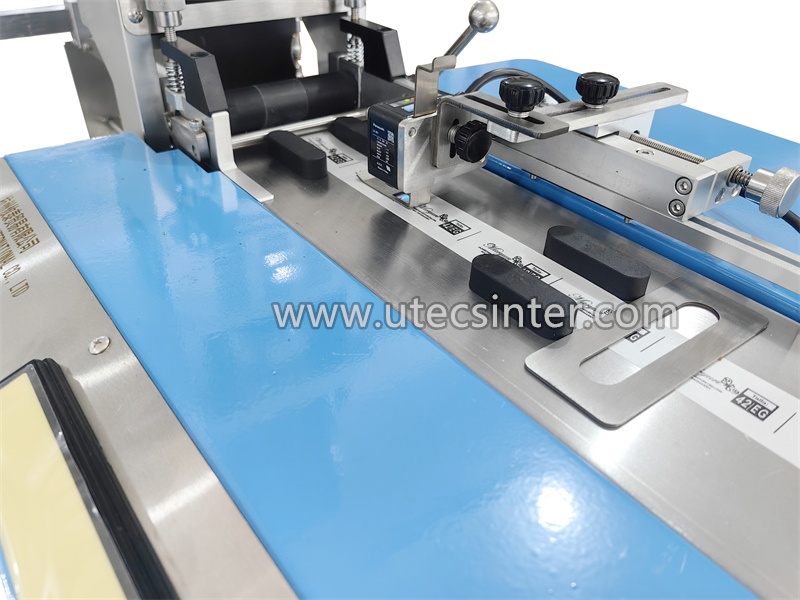 UGS2080B Ultrasonic Label Cutting Machine with Sliding Stacker